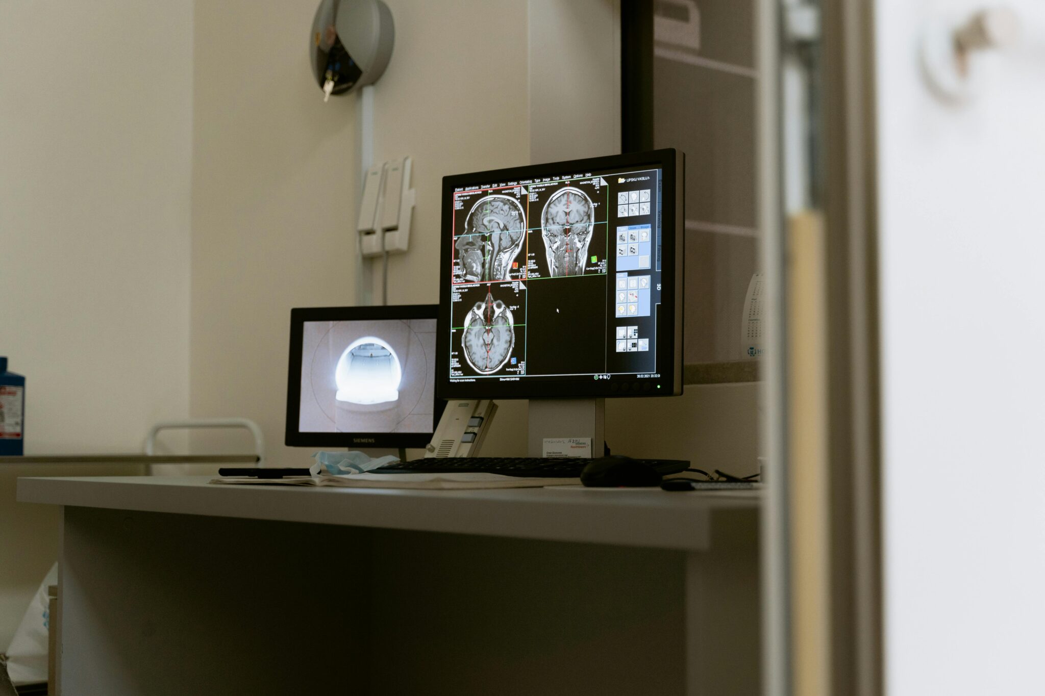 How AI is Shaping Patient-Centric Healthcare | Right Scan Right Time